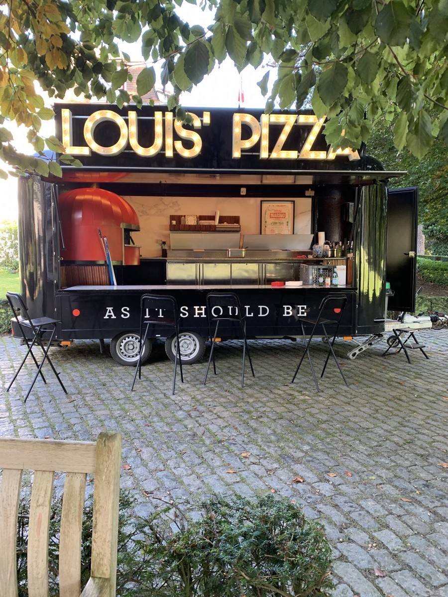 Louis’ Pizza - Foodtrucks - Salino.be