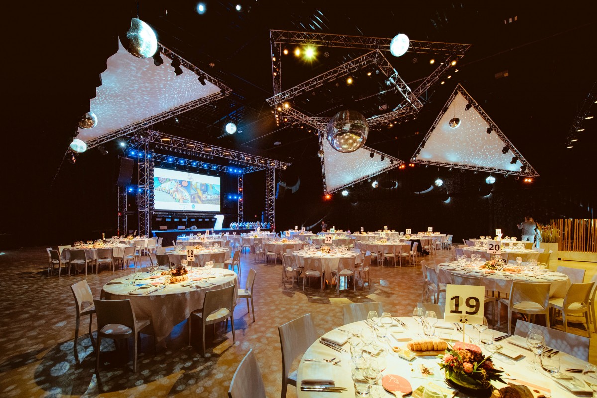 AED Studios - Club 16 - Lint - Antwerpen - Salino.be