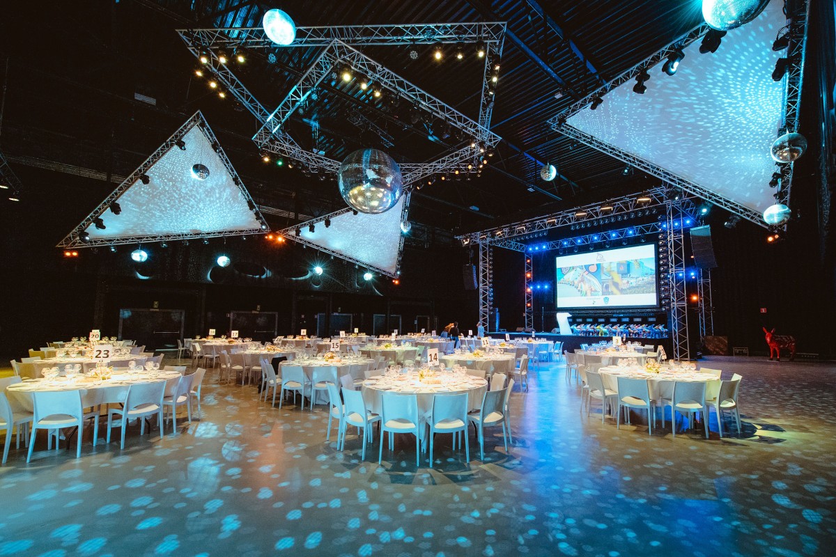 AED Studios - Club 16 - Lint - Antwerpen - Salino.be