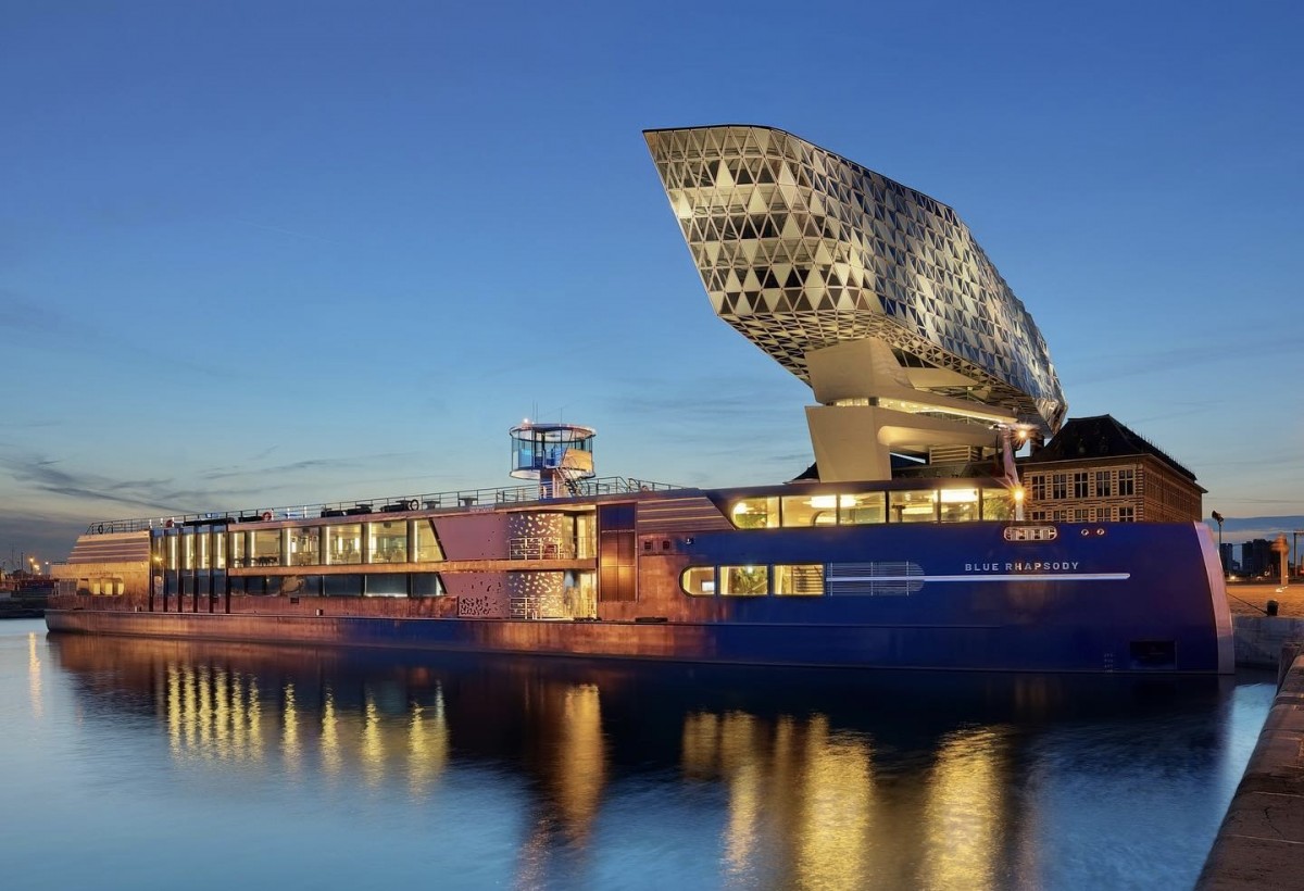 Blue Rhapsody - Antwerpen - Antwerpen - Salino.be