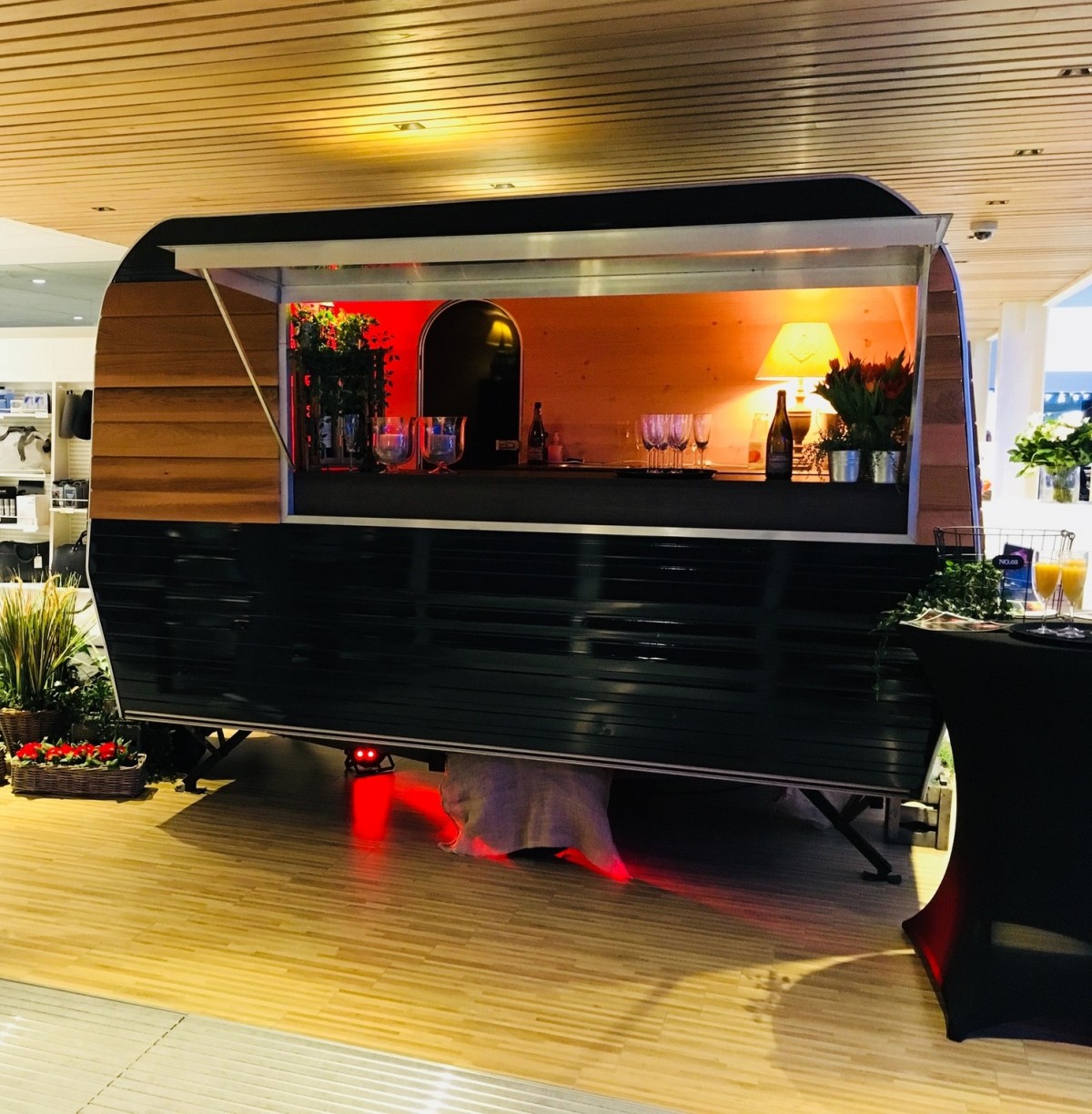 Chateau Caravan - Foodtrucks - Salino.be